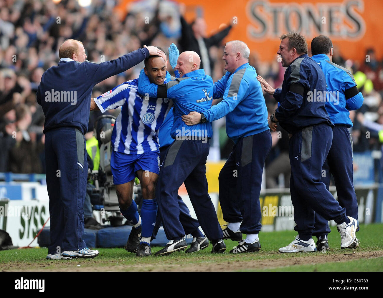 Sheffield wednesday manager gary football league one match hillsborough ...