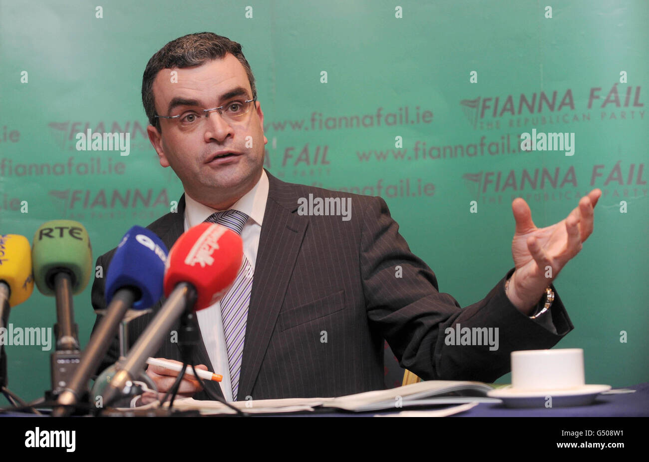 Fianna Fail Ard Fheis programme unveiled Stock Photo - Alamy