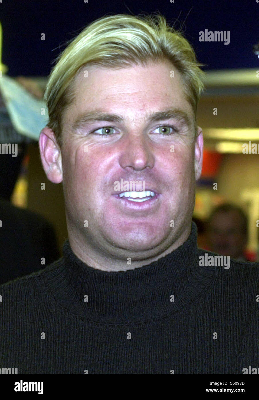 Australian cricketer Shane Warne arrives at Heathrow Airport. The spin ...