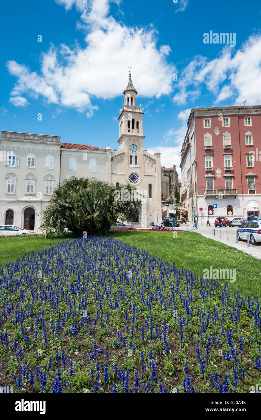 The Church of Saint Francis (Samostanska crkva sv. Frane), Split ...