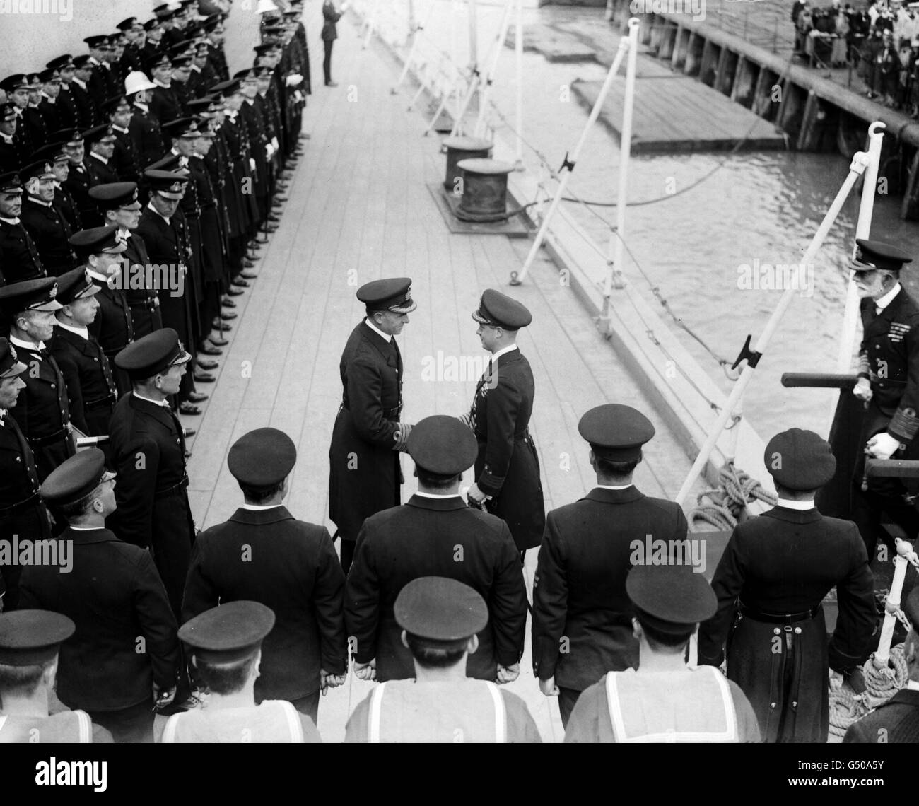 Hms repulse hi-res stock photography and images - Alamy