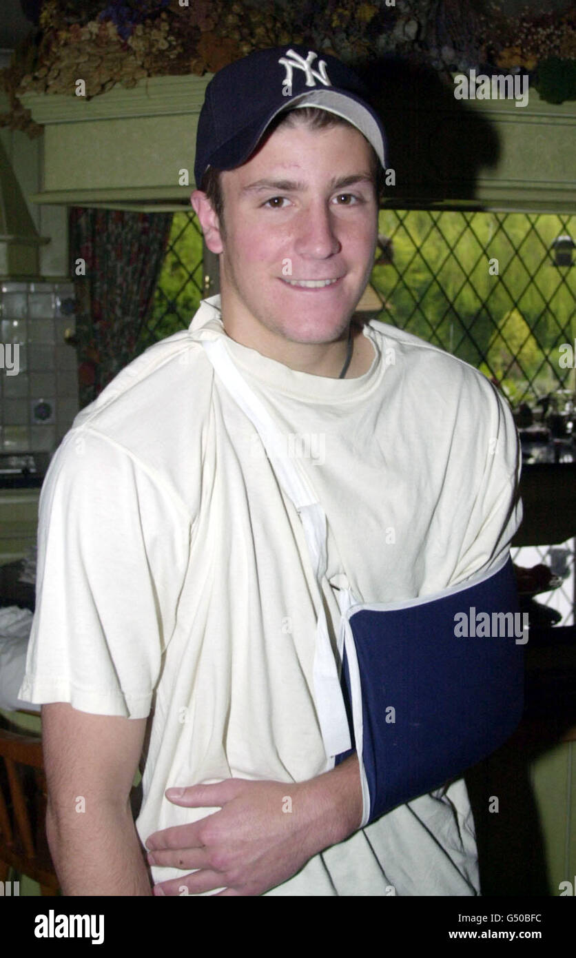 Pierce brosnan and bond and car hi-res stock photography and images - Alamy