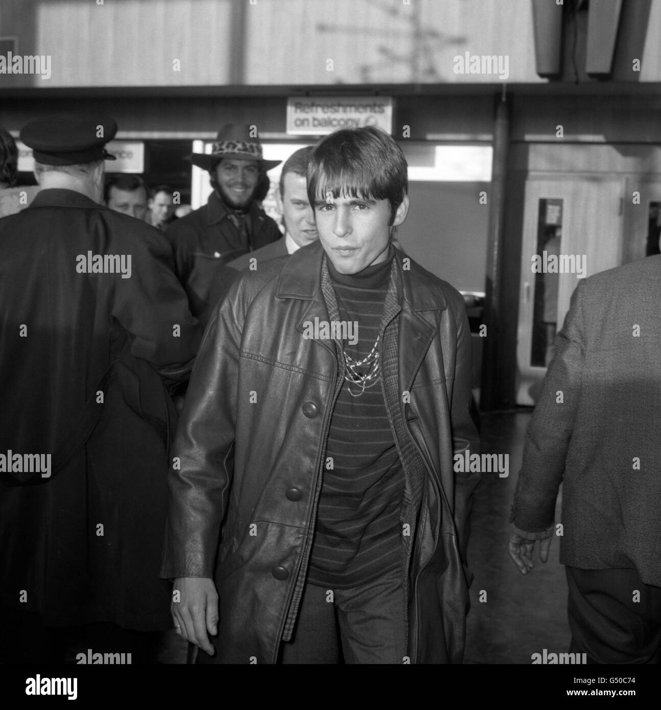 Davy jones the monkees hi-res stock photography and images - Alamy