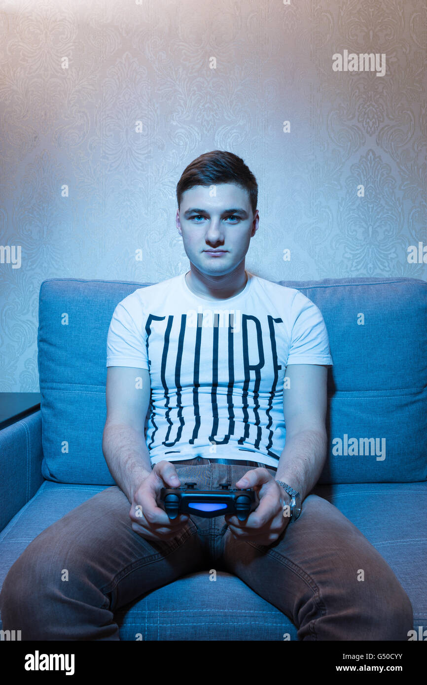 Mesmerized man hi-res stock photography and images - Alamy