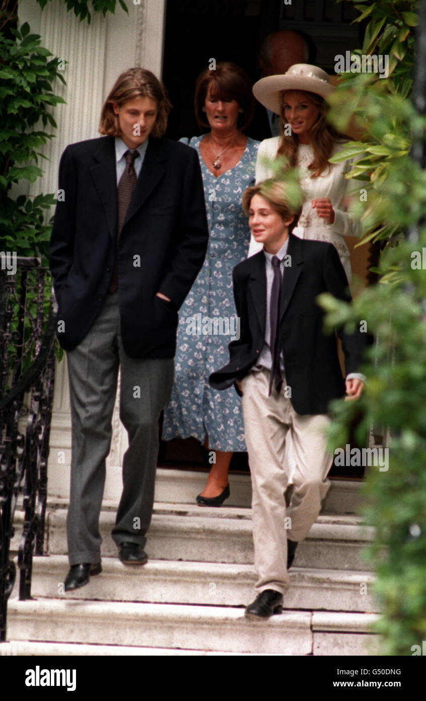 Wedding annabel goldsmith hi-res stock photography and images - Alamy