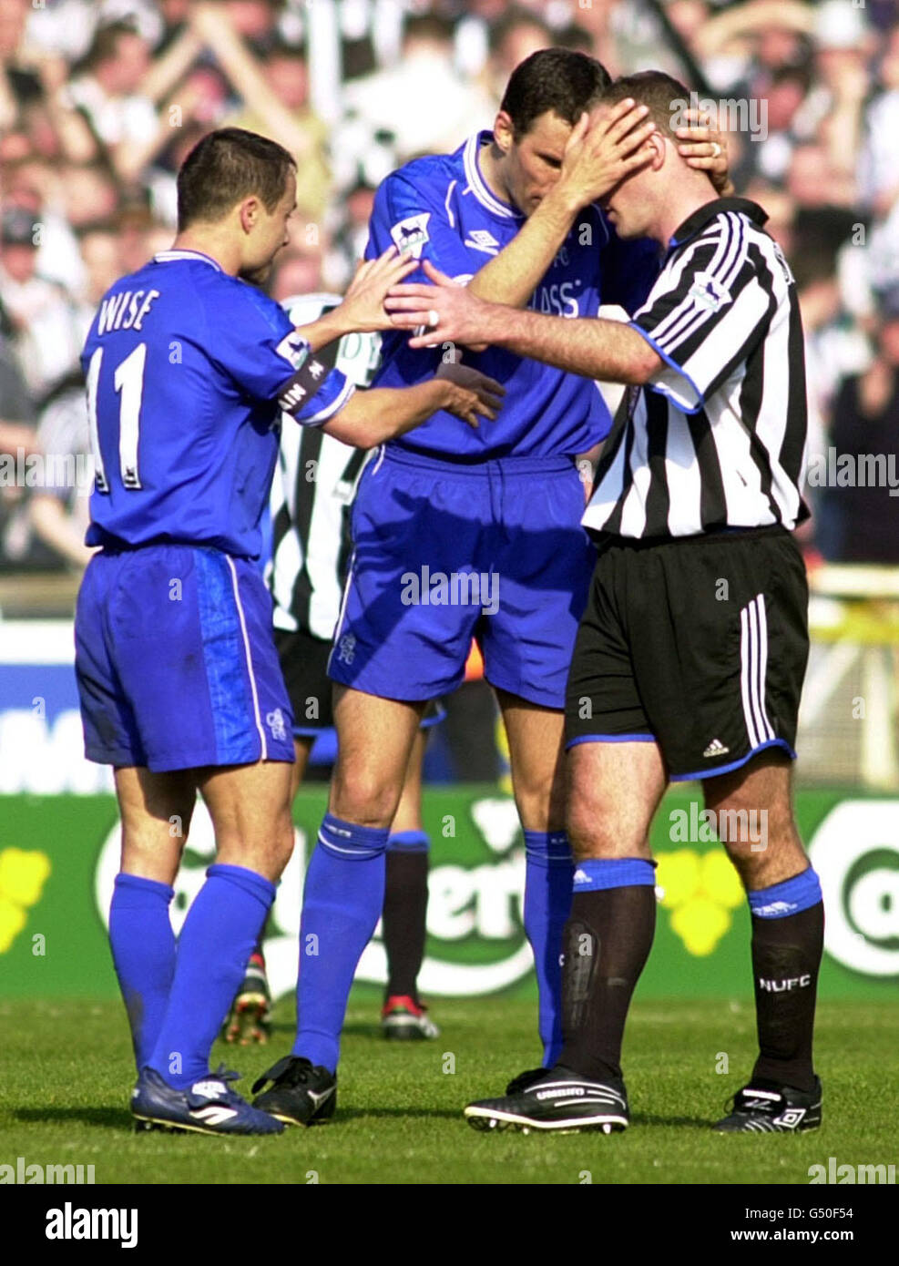 Newcastle final score newcastle 2 chelsea 1 hi-res stock photography ...