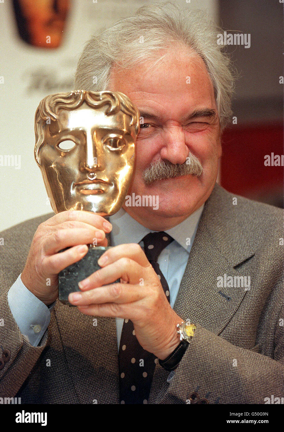 Baftas celebrity showbiz head and shoulders hi-res stock photography ...