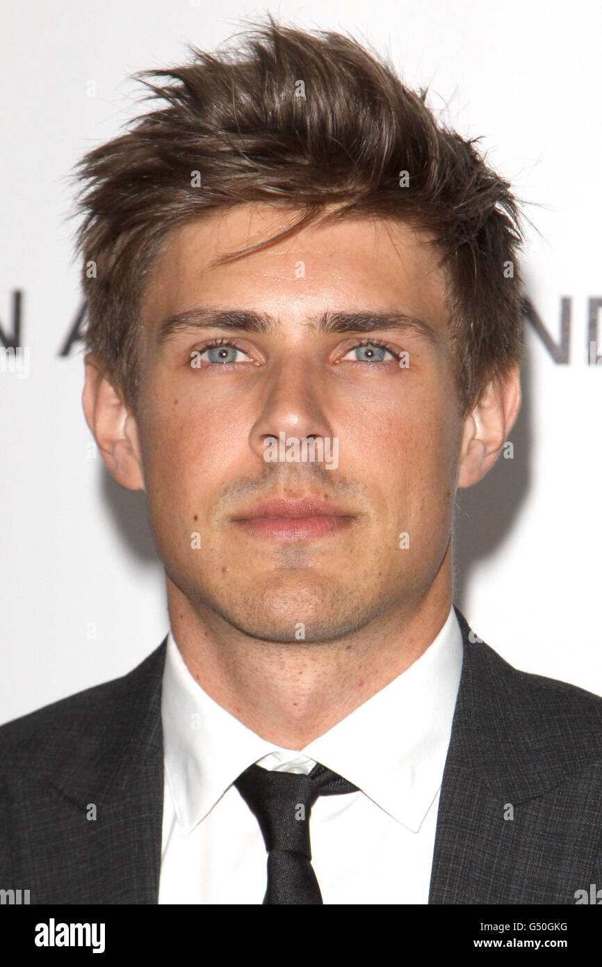 Chris Lowell arriving for the Elton John Aids Foundation Academy Awards ...