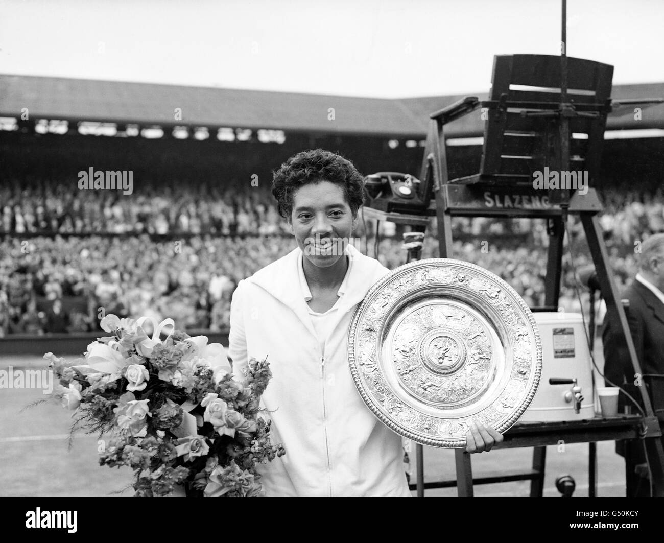 Angela mortimer tennis hi-res stock photography and images - Alamy