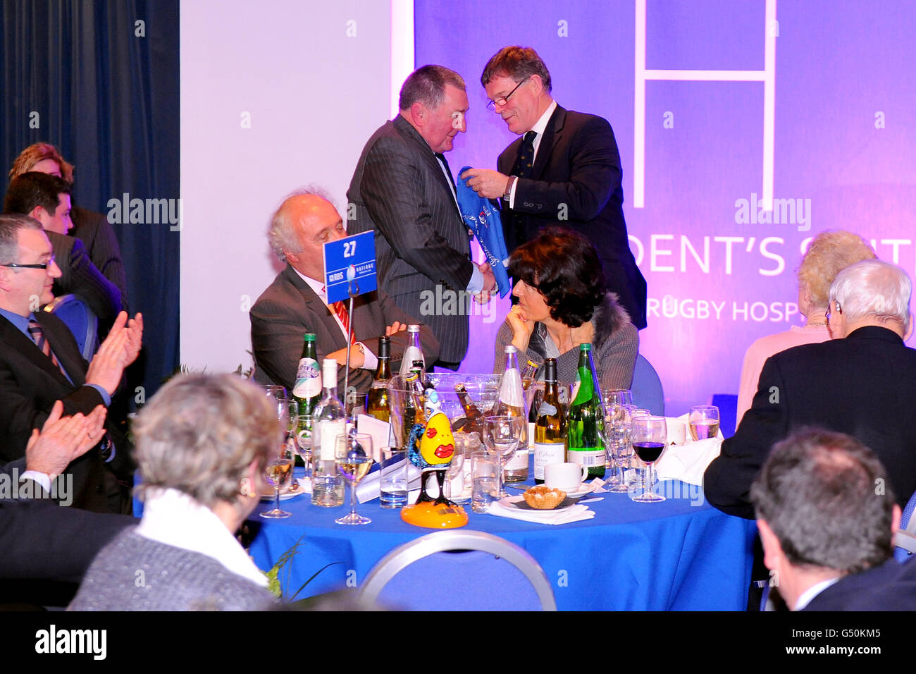 Scottish rugby president ian mclauchlan l with alan lawson hi-res stock ...