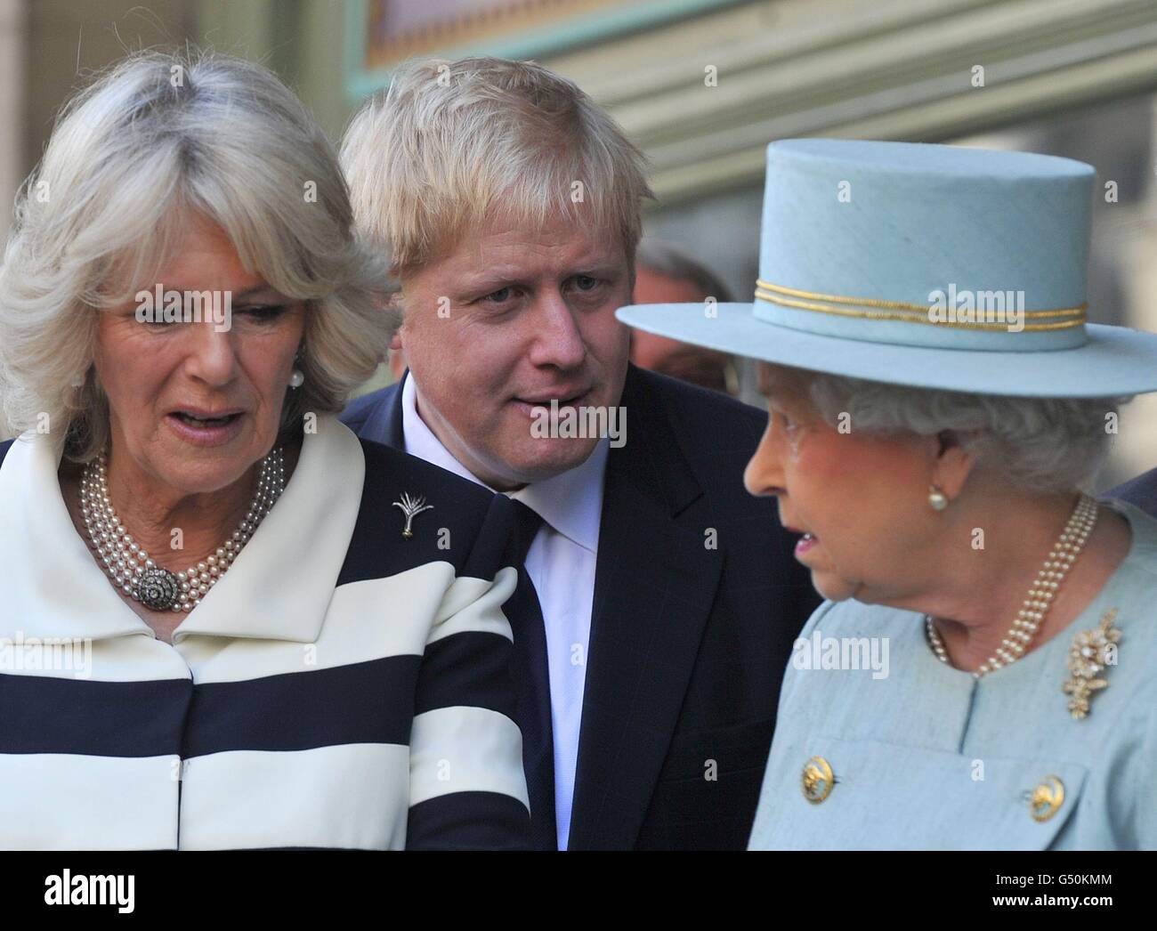 Queen Elizabeth II and the Duchess of Cornwall talk as the Mayor of ...