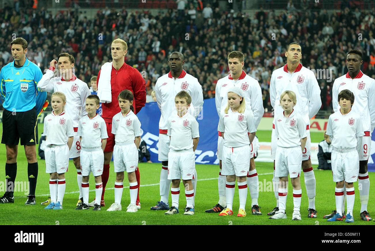 (left to right) England's Scott Parker, Joe Hart, Micah Richards ...