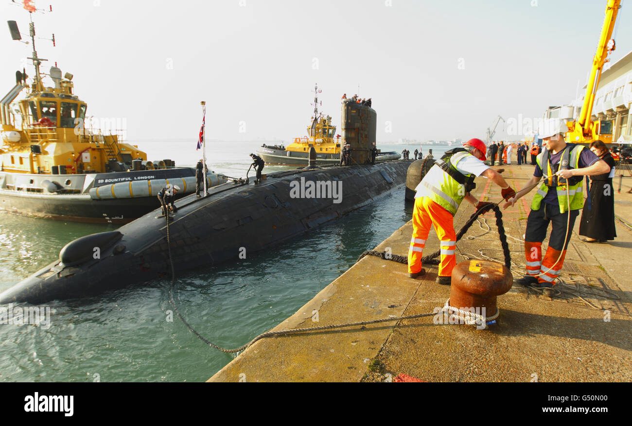 HMS Tireless docks in Southampton Stock Photo - Alamy