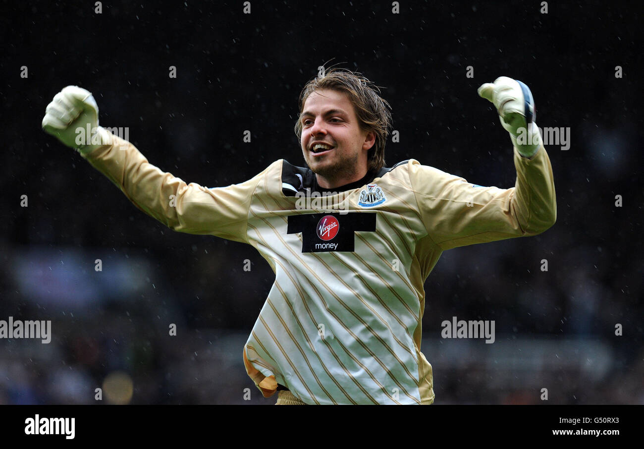 Newcastle's goalkeeper Tim Krul celebrates after their equaliser ...