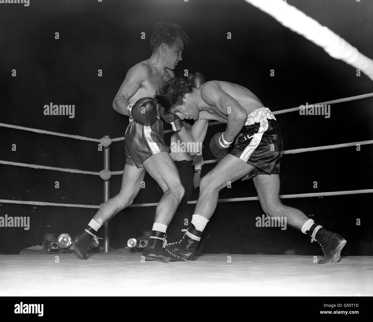 Boxing london natpub Black and White Stock Photos & Images - Alamy