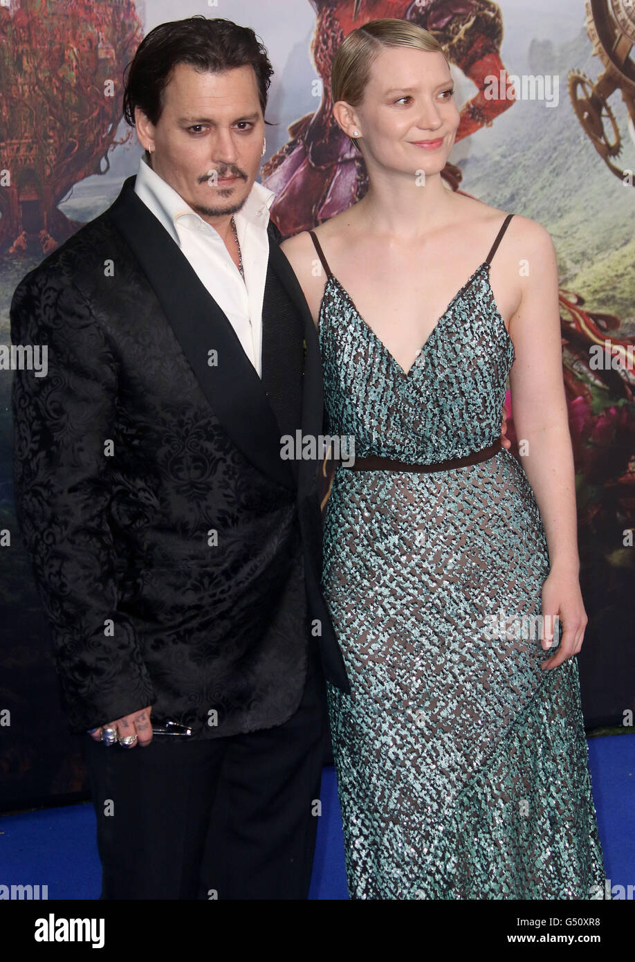 Johnny depp and mia wasikowska hi-res stock photography and images - Alamy