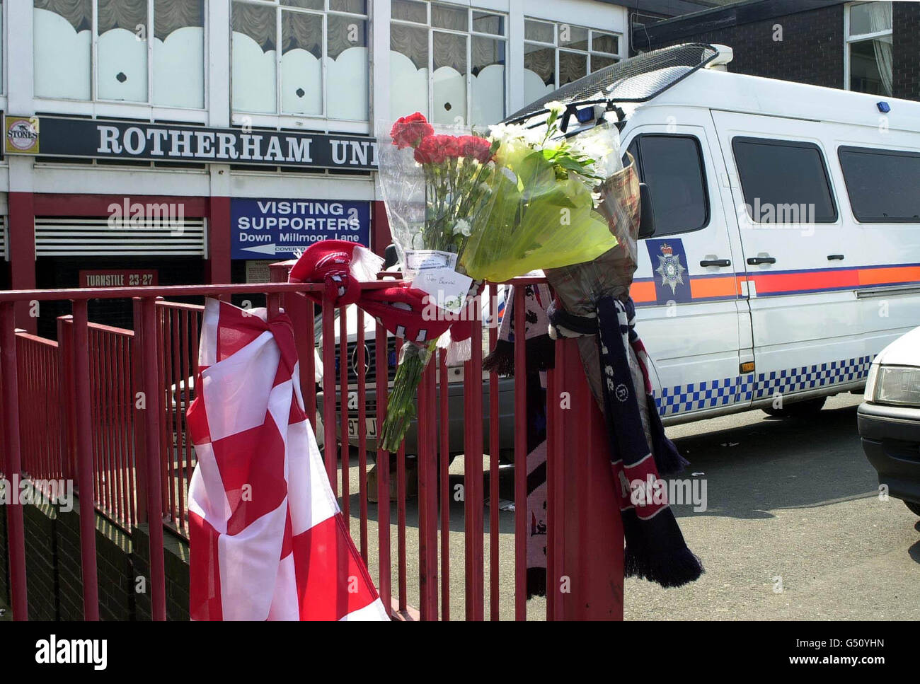 Fan death Flowers Stock Photo - Alamy