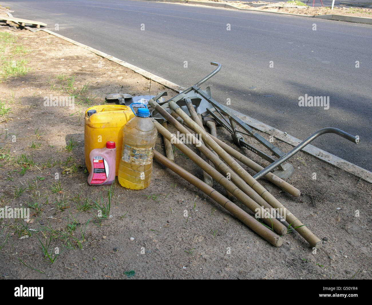 Repair the highway hi-res stock photography and images - Alamy
