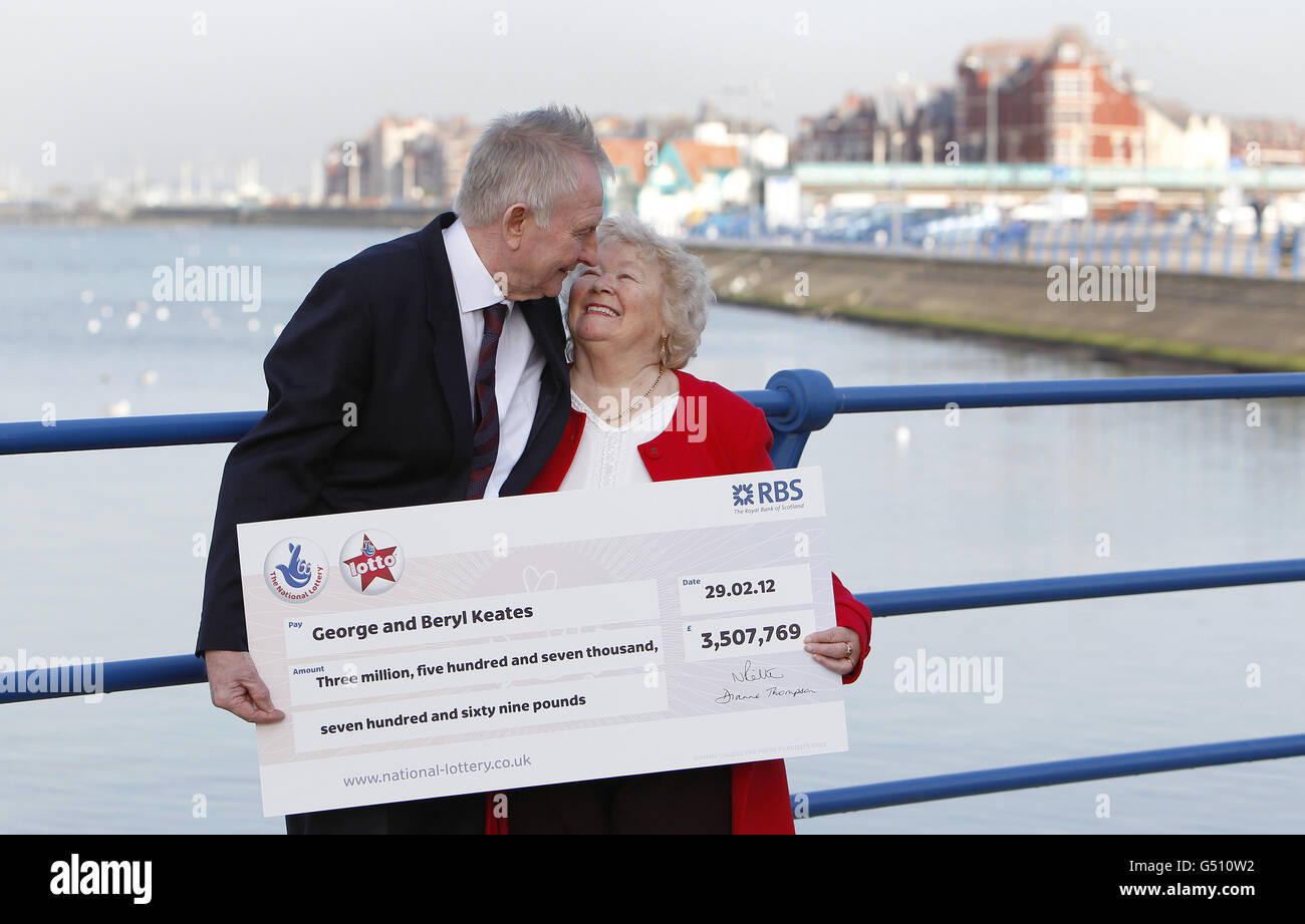 Lotto draw winner Stock Photo - Alamy