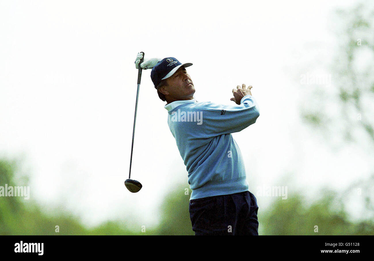 Seve ballesteros loses his grip hi-res stock photography and images - Alamy