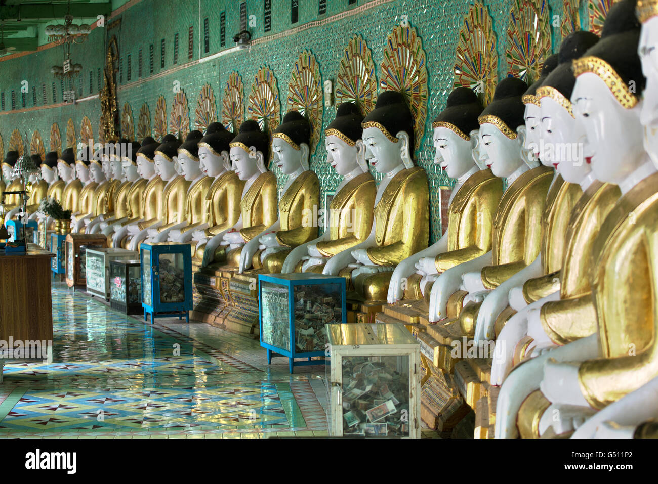 Gilded Buddha statues inside of U Min Thonze Pagoda, Sagaing Hill ...