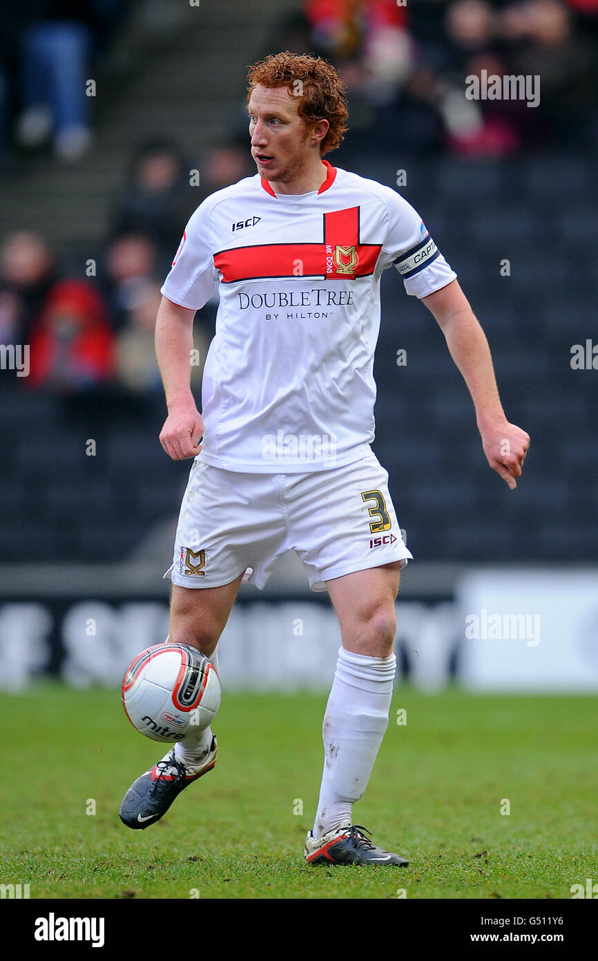 Football mkdons mk dons dons full length ball hi-res stock photography ...