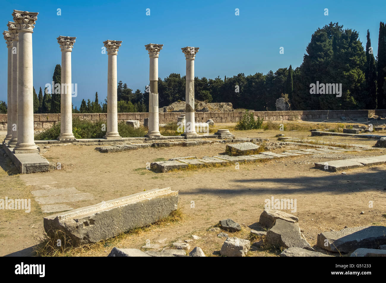 Corinthian temple hi-res stock photography and images - Alamy
