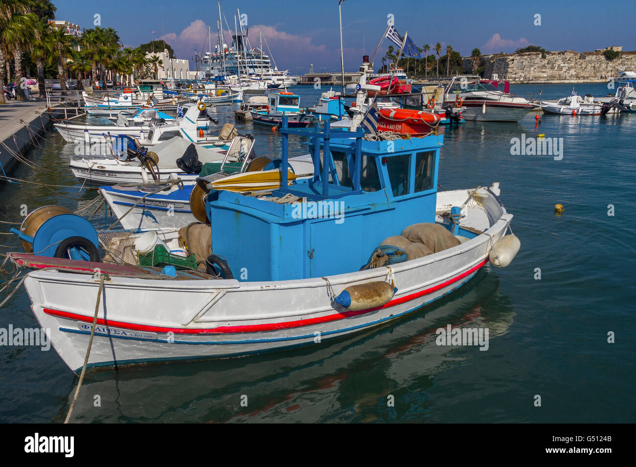 Small harbour boats hi-res stock photography and images - Alamy