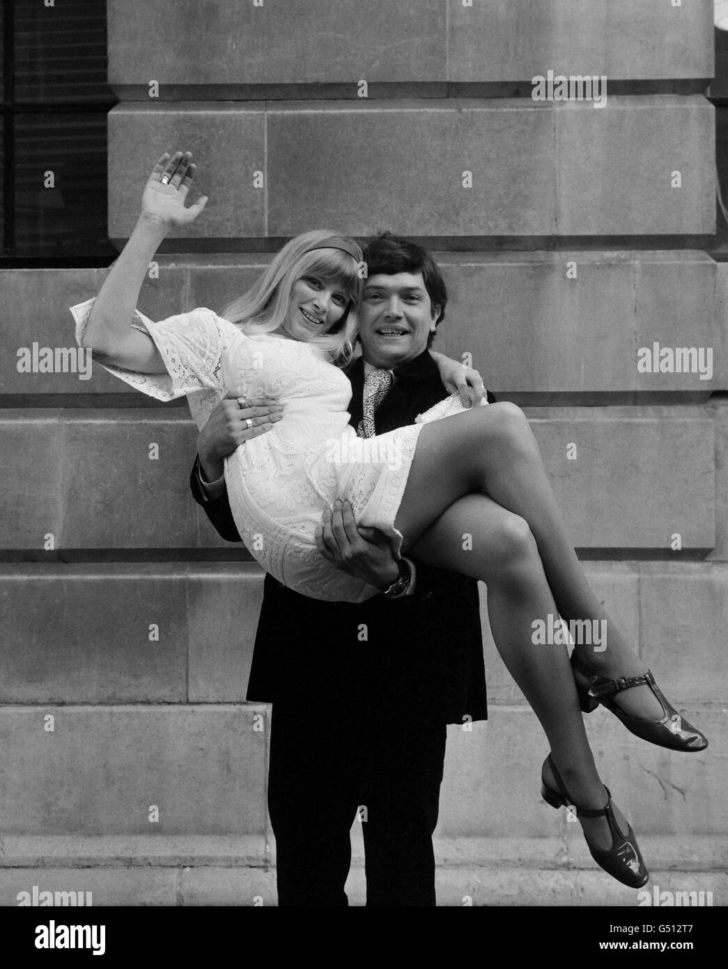 Martin Shaw's Instagram, Twitter & Facebook on IDCrawl