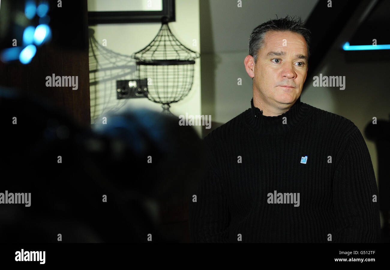 Darren Rathband, twin brother of Pc David Rathband who was left blinded ...