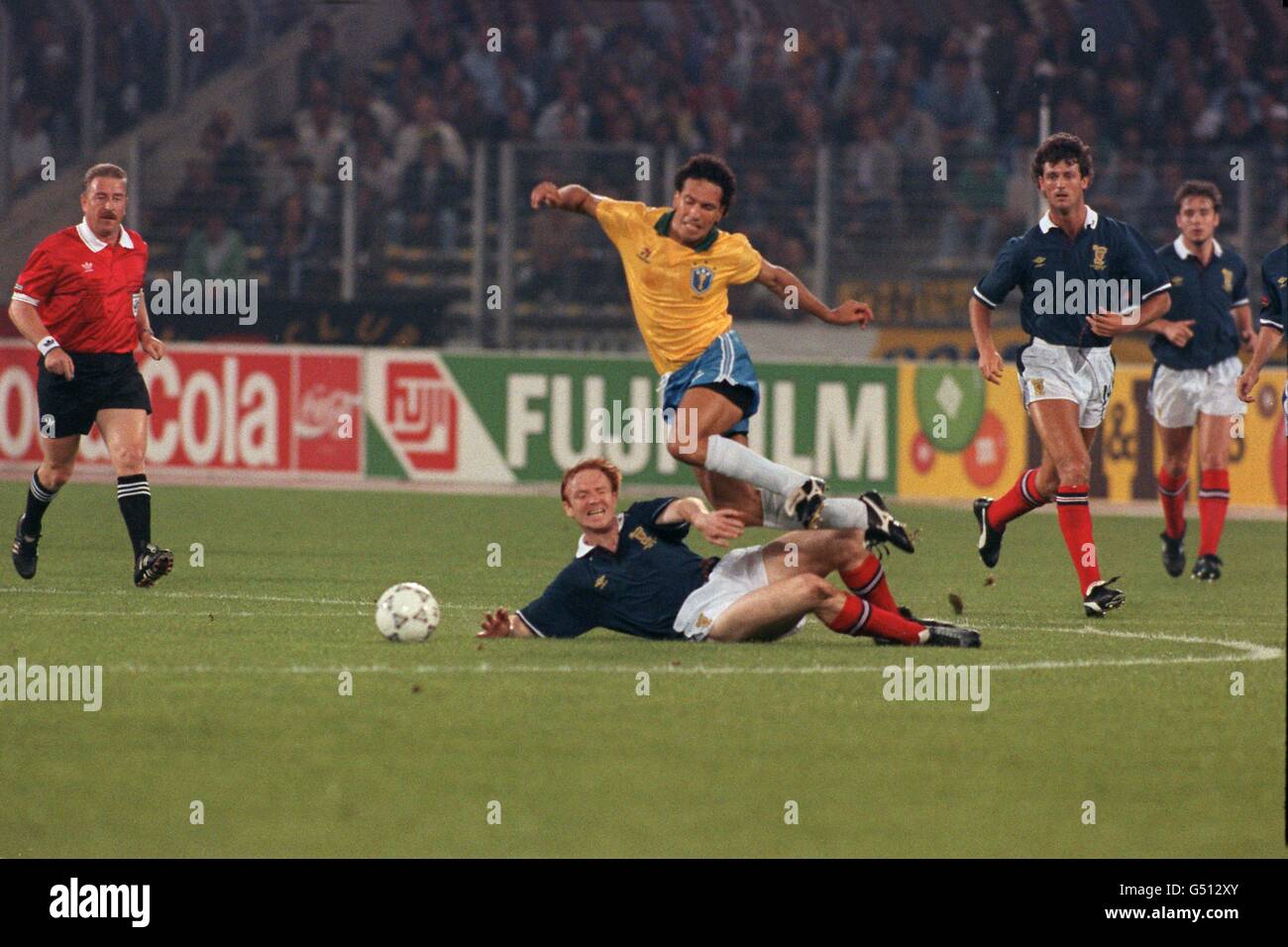 Soccer world cup italia 90 group brazil stadio delle alpi hi-res stock ...