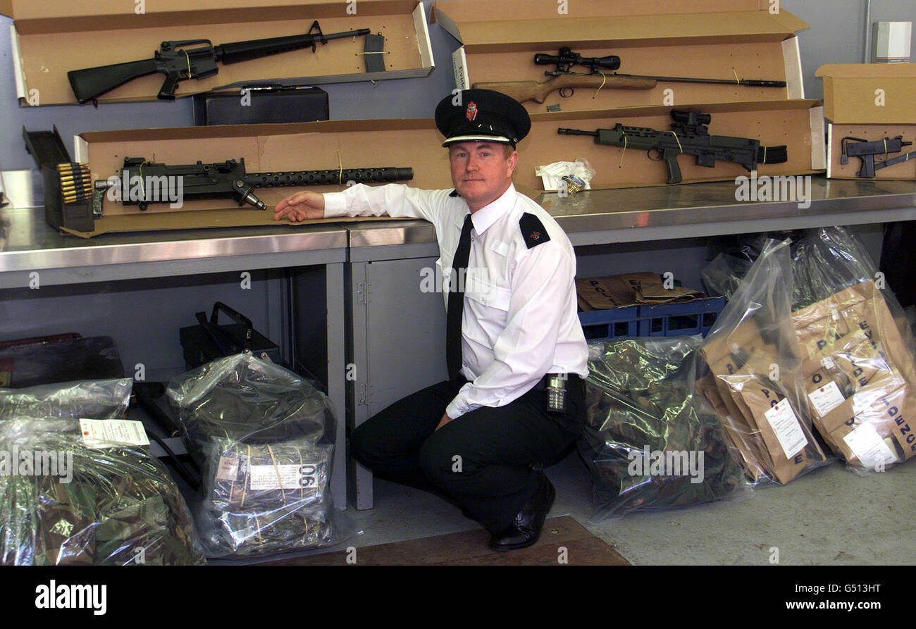 Uvf Gun Stock Photos & Uvf Gun Stock Images - Alamy