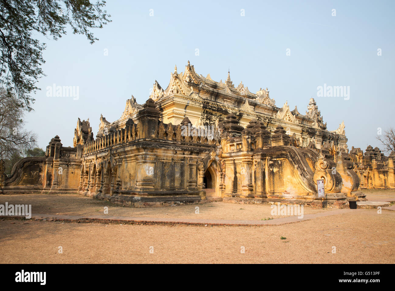 Queen sin phyu ma shin hi-res stock photography and images - Alamy