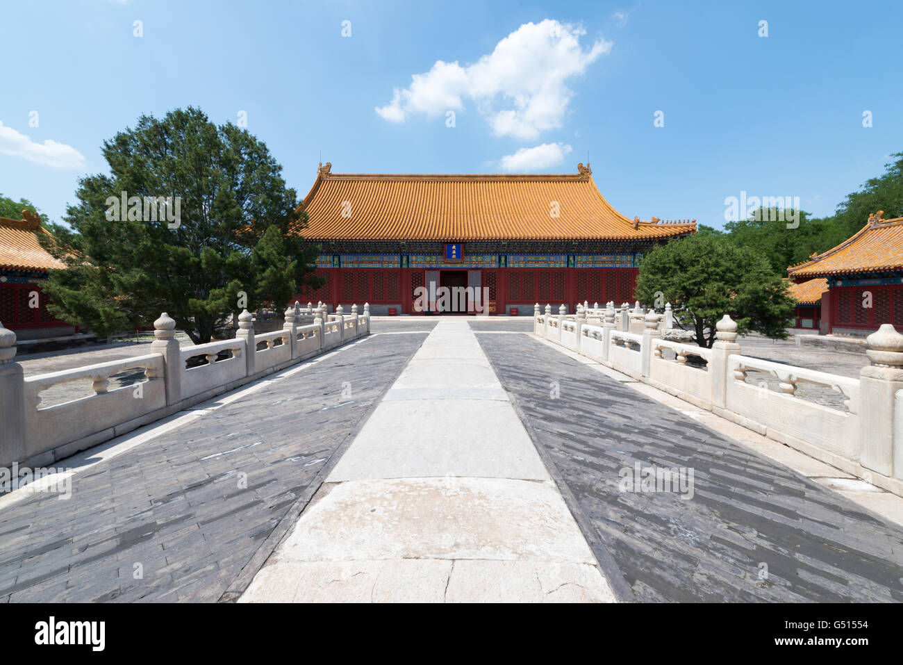 China, Beijing, view over a bridge bridge in the Forbidden City Stock ...