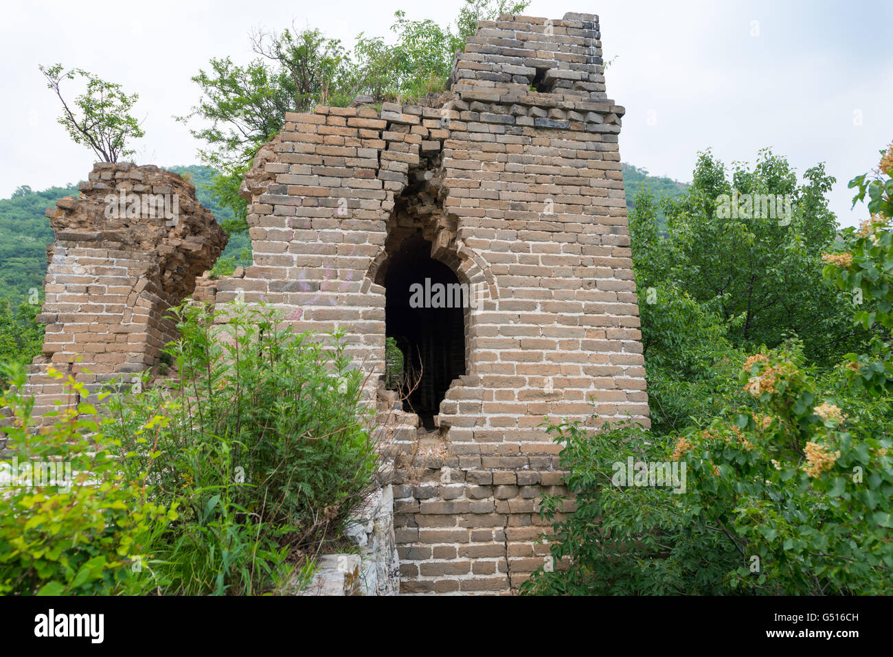 China hole house High Resolution Stock Photography and Images - Alamy