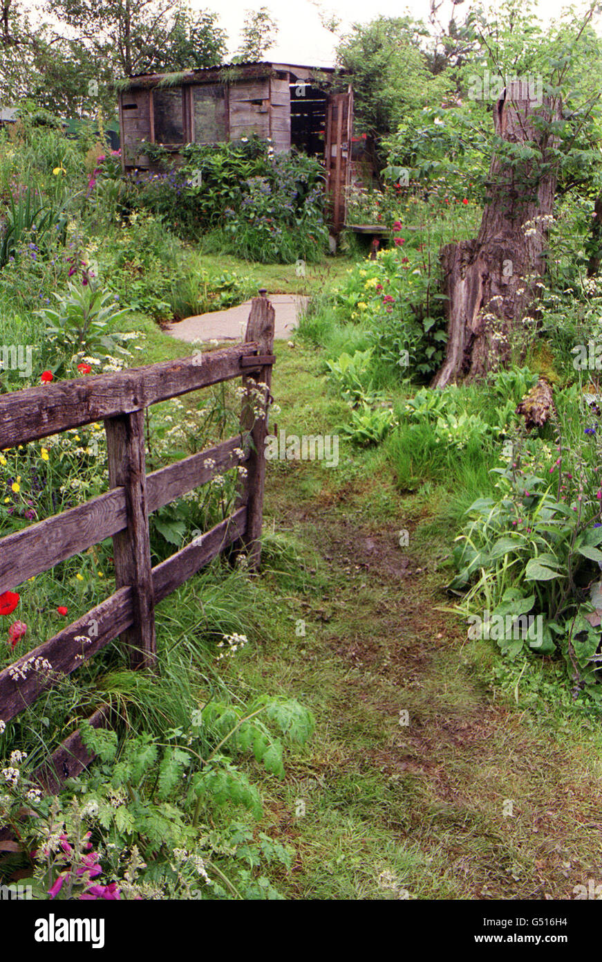 Chelsea garden award winners hi-res stock photography and images - Alamy