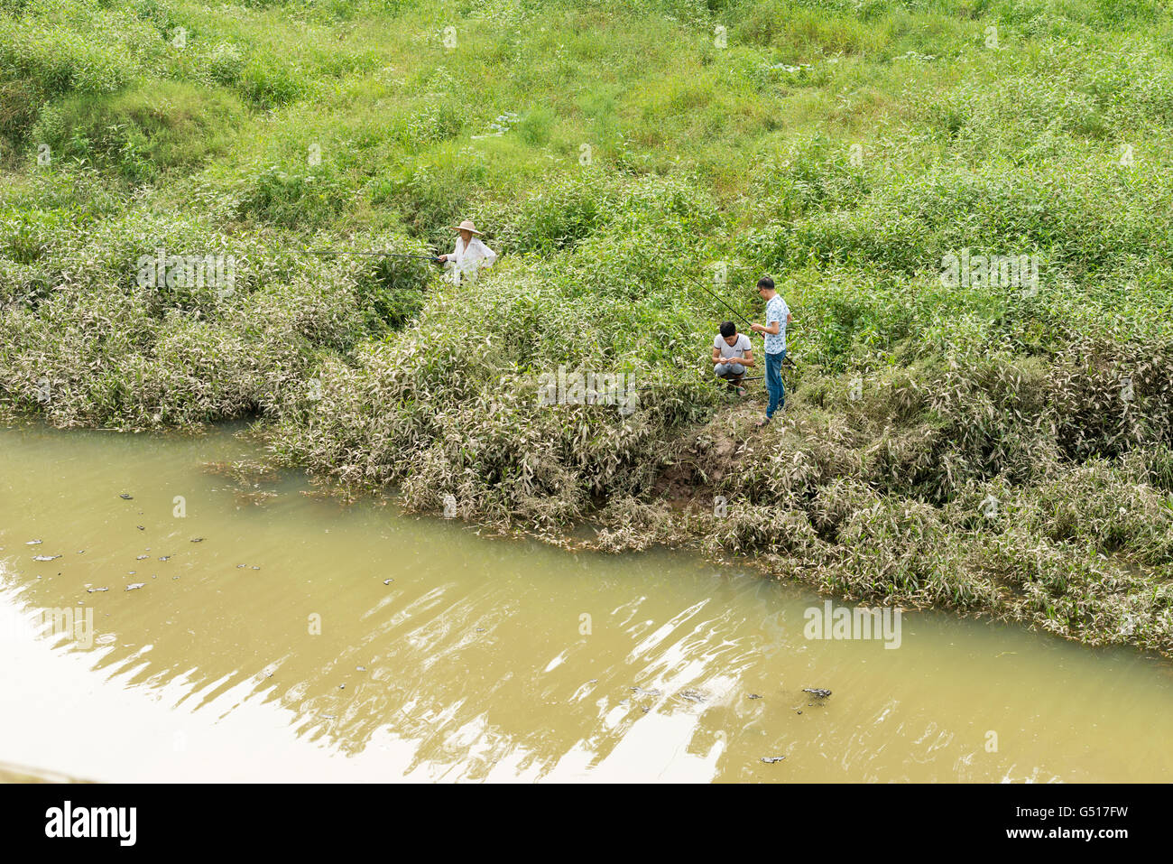 China, Chongqing, anglers at the Jialing River Stock Photo - Alamy