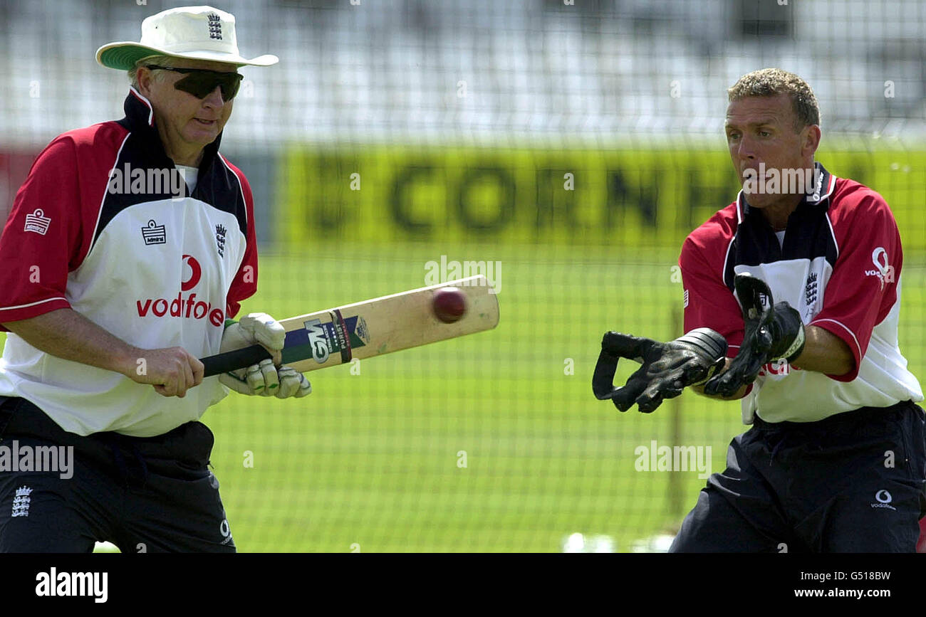 England cricket training Stock Photo - Alamy