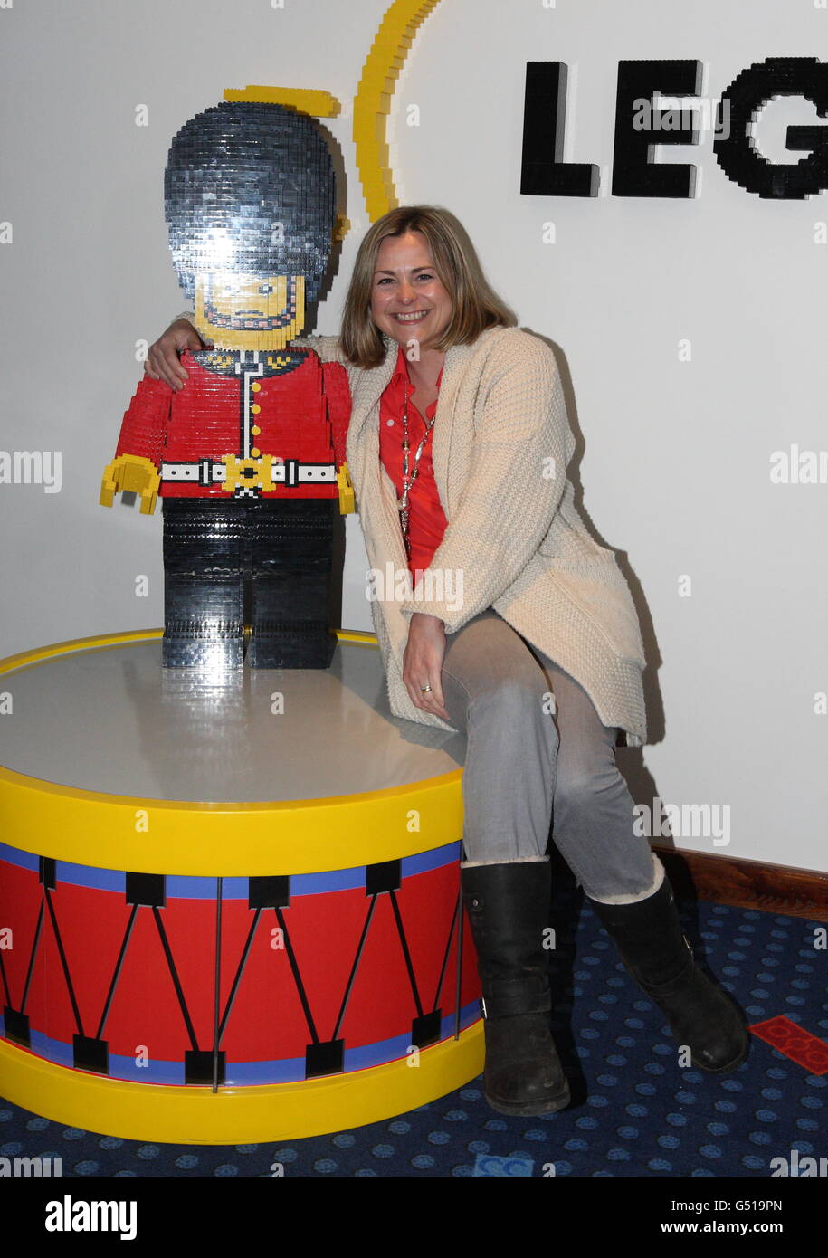 Hotel at LEGOLAND Windsor resort Stock Photo - Alamy