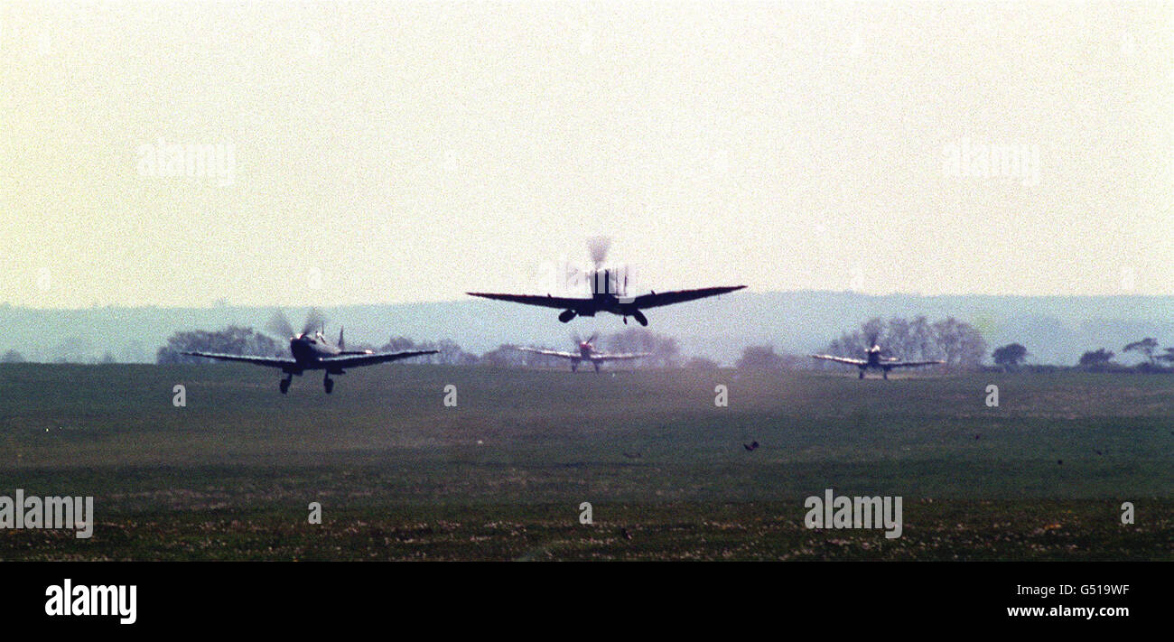 Which celebrated 60 years of the spitfire battle of britain hi-res ...