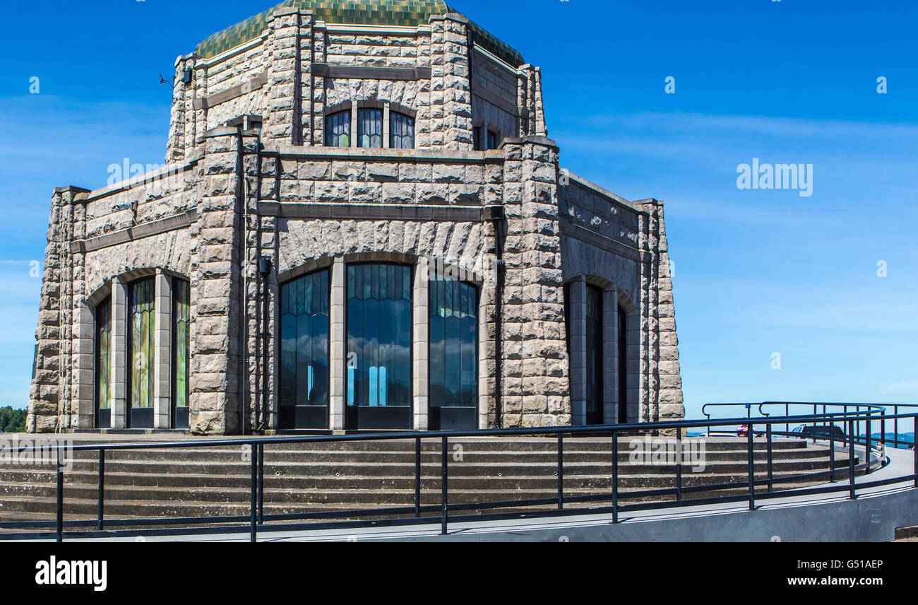 Portland visitor center hi-res stock photography and images - Alamy
