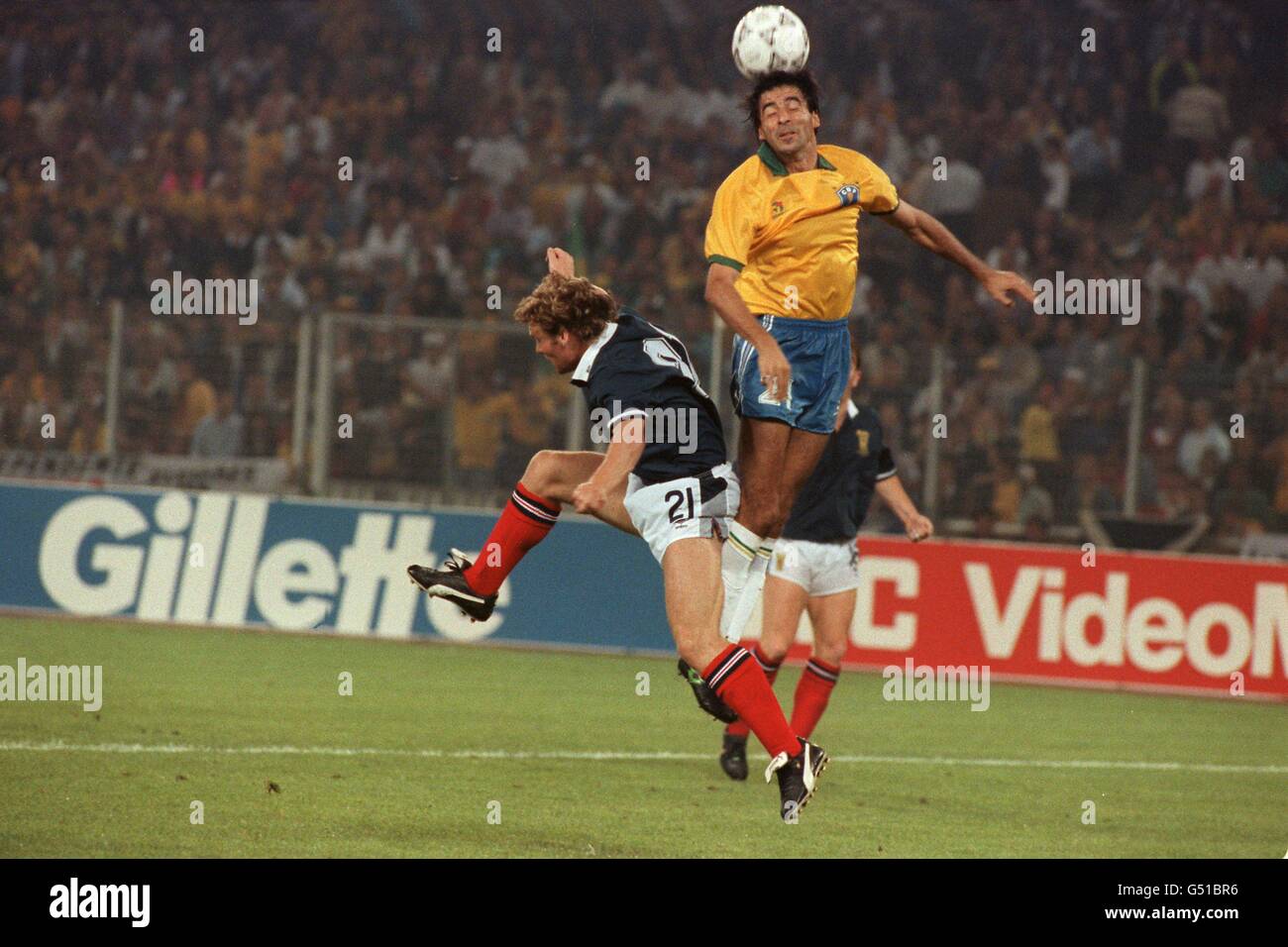 World cup 1990 scotland hi-res stock photography and images - Alamy