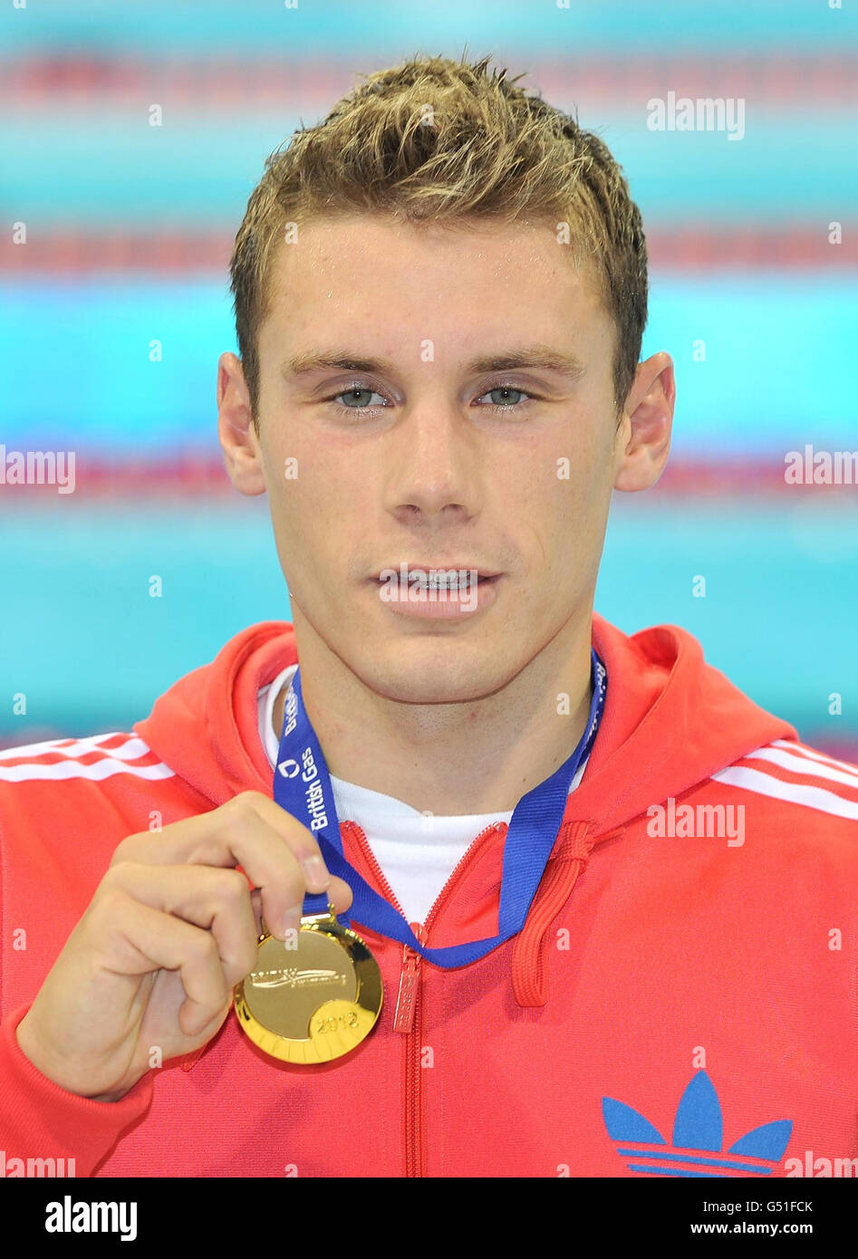Daniel Fogg with his medal after wininng gold in the Men's 1500m ...