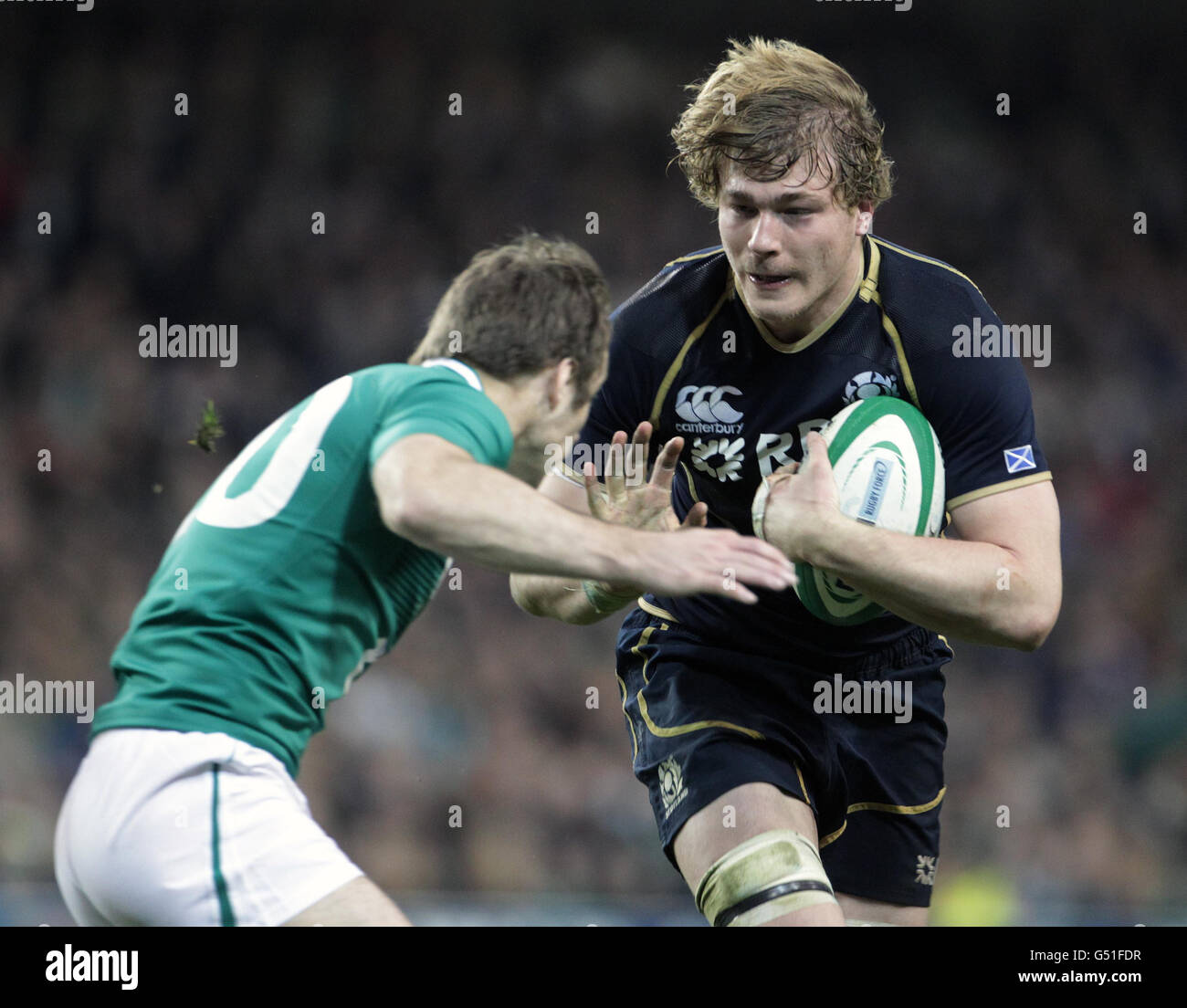 Irelands Tomas O'Leary and Scotlands Dave Denton during the RBS 6 ...