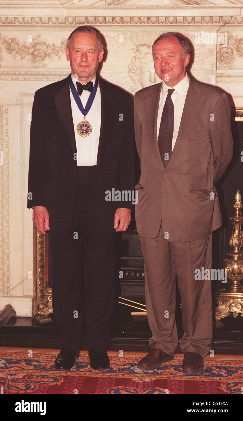 London Mayor Ken Livingstone, right, and his host City of London Lord ...