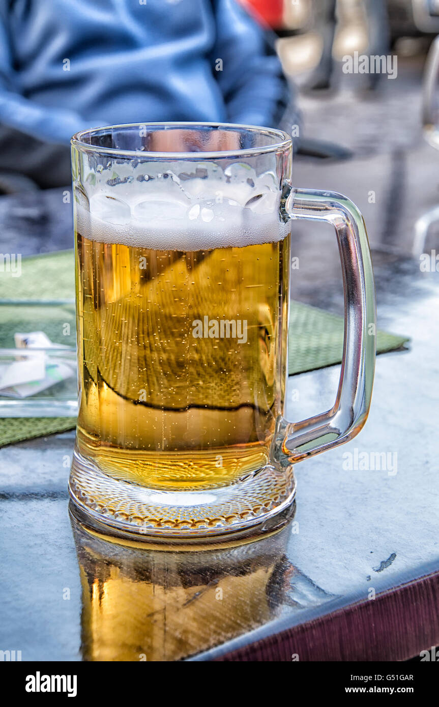 Beer glass pint alcohol beverage barley hi-res stock photography and ...