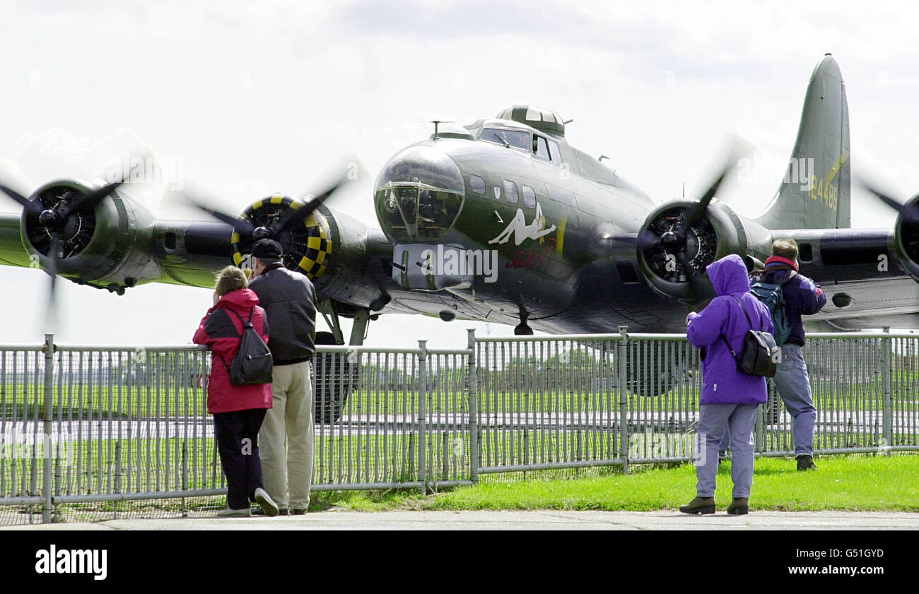 WW2 Flying Fortress operational Stock Photo - Alamy