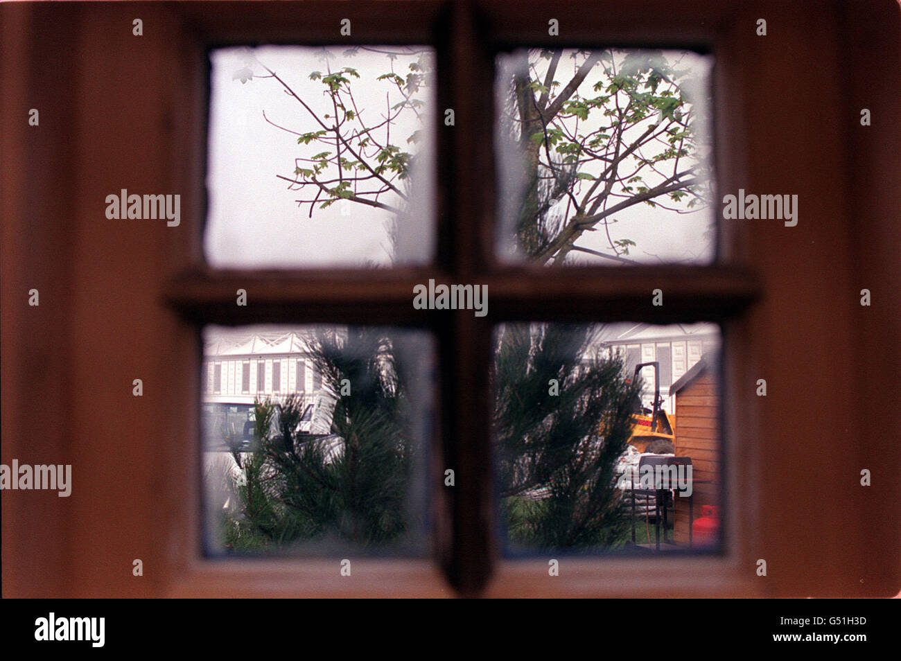Through the square window - the construction scene during the build up to the Chelsea Flower ...