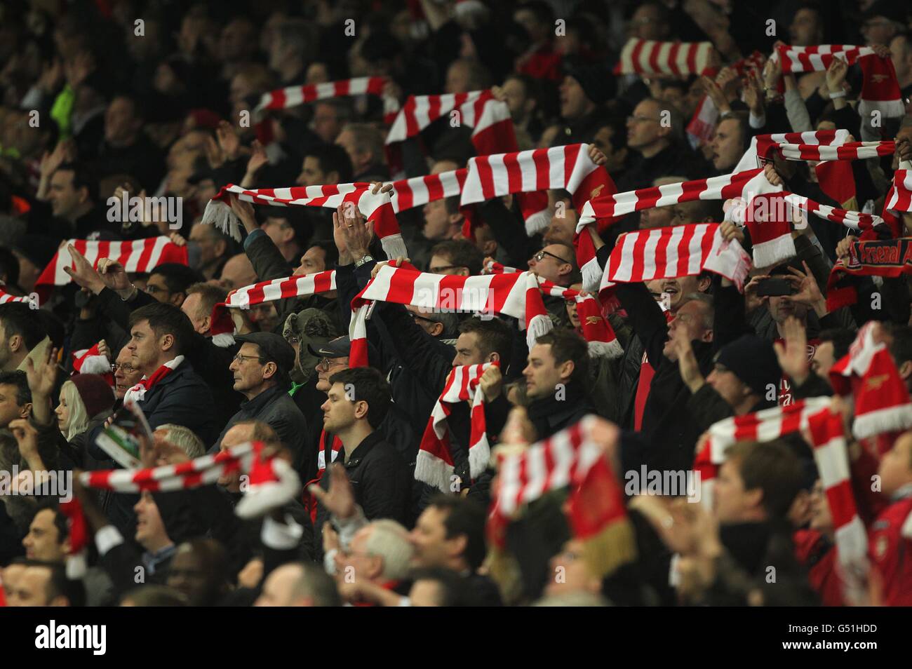 Arsenal fans celebrate hi-res stock photography and images - Alamy