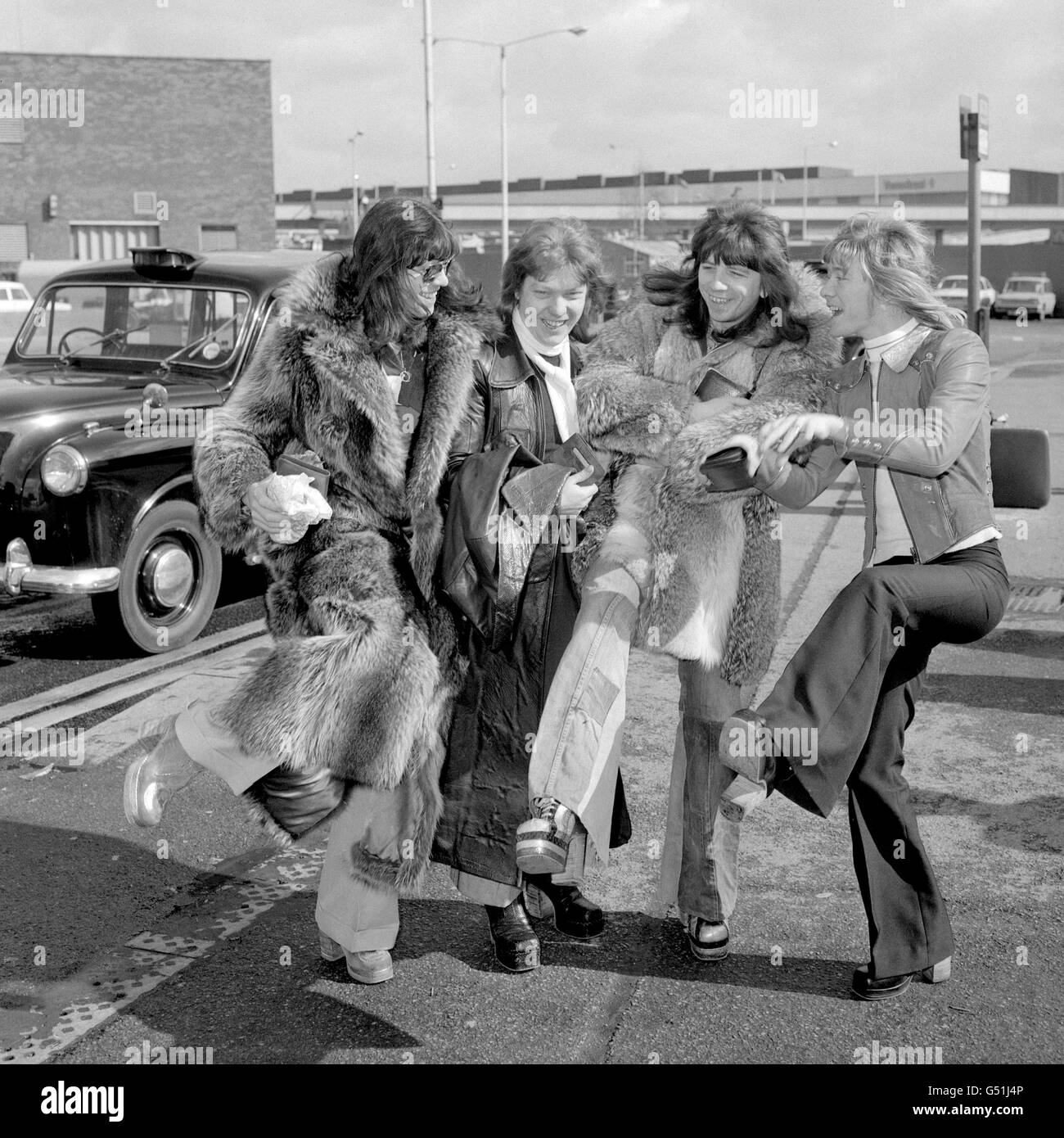 (Left - Right) Mick Tucker, Steve Priest, Andy Scott and Brian Connolly ...